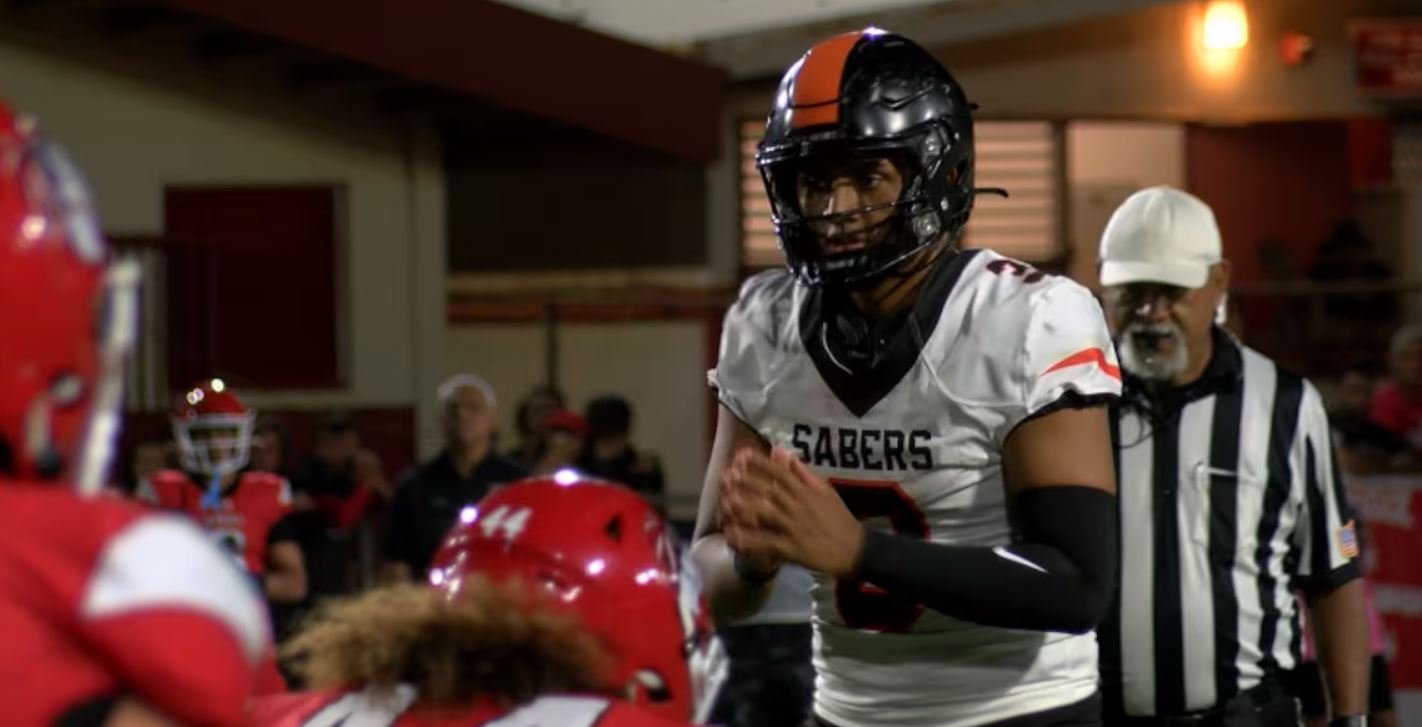 2025 Freshman Profile: Jaron-Keawe Sagapolutele